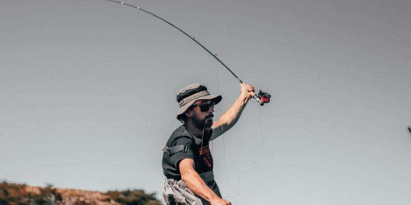 How To Cast A Fishing Rod The Right Way? | Farmvina